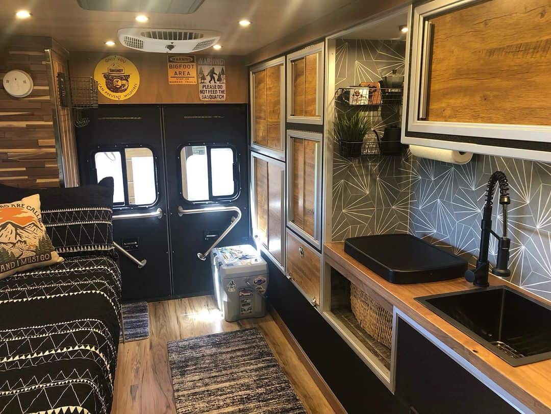 8+ Inspiring Ambulance Camper Conversions (+ DIY TIPS) | OffGridSpot.com