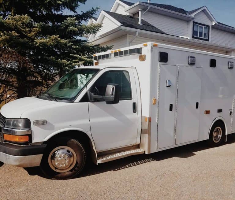8+ Inspiring Ambulance Camper Conversions (+ DIY TIPS) | OffGridSpot.com