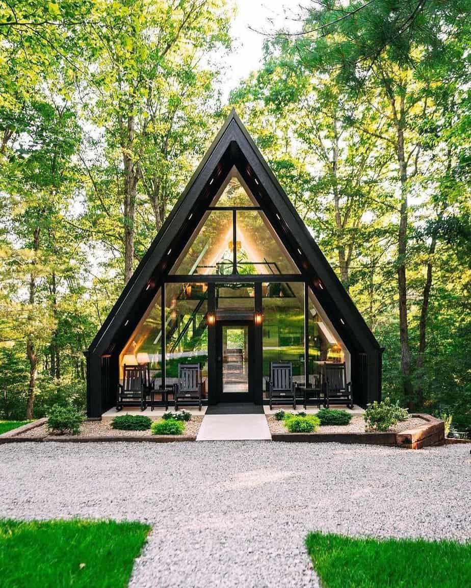 Exploring The 10 Most Beautiful Tiny Houses From Around the World ...